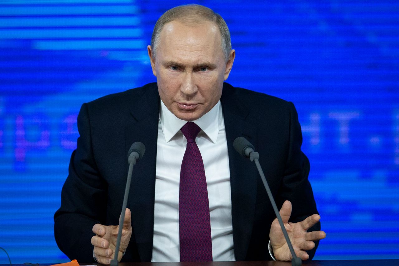 Putin hails another year of Russian economic growth