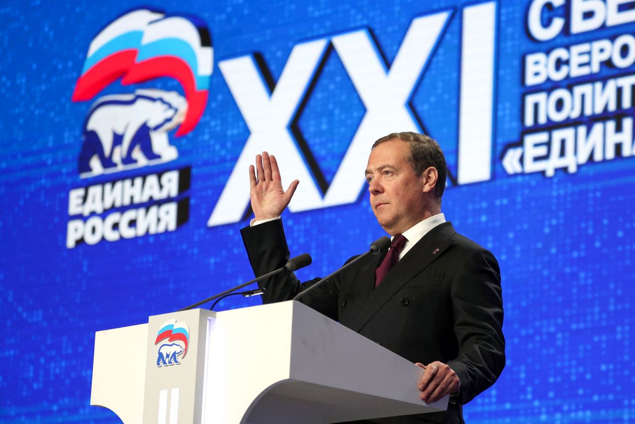 Russia's ruling party backs Putin's reelection bid while a pro-peace ...
