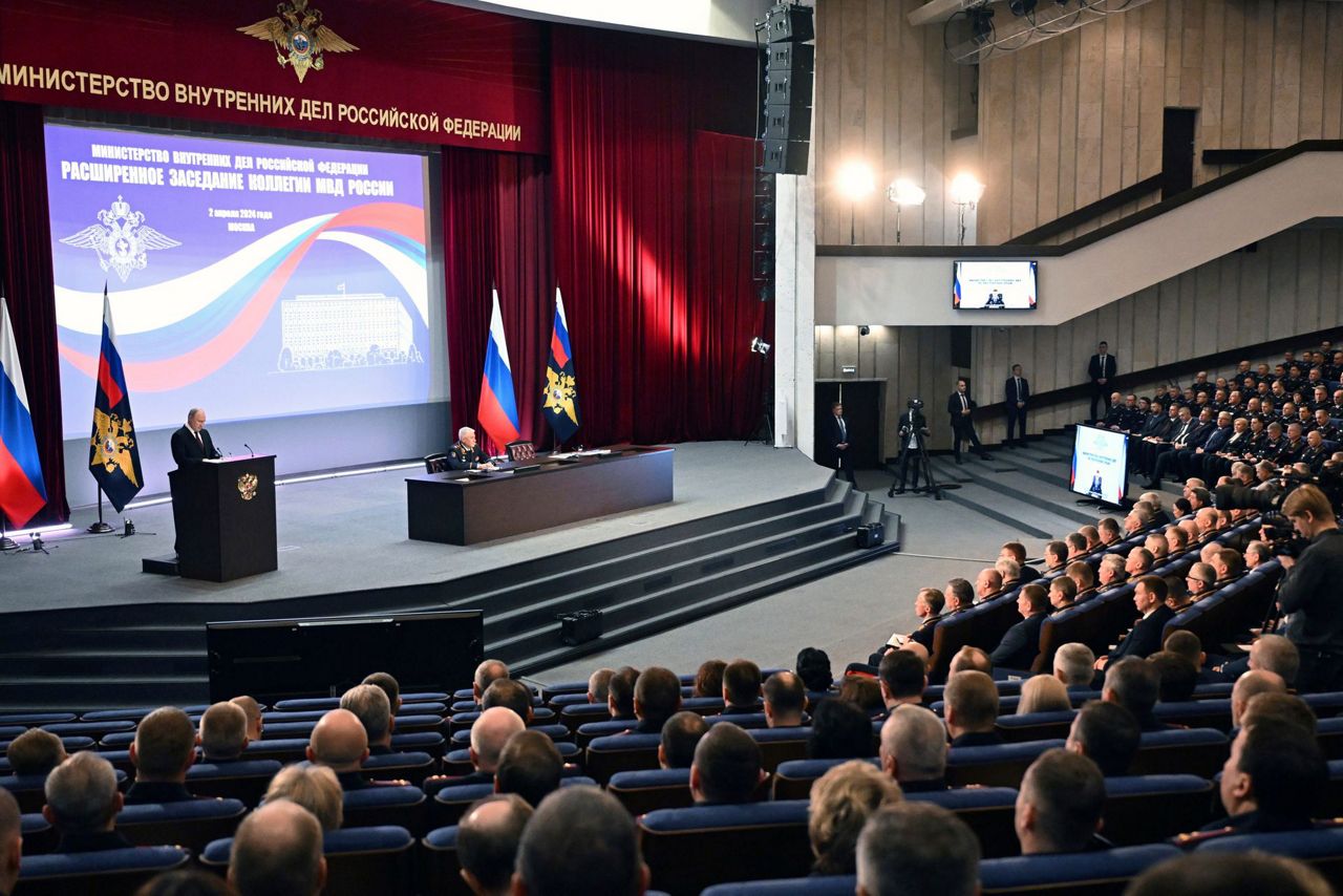 Putin vows to find the masterminds of the Moscow concert hall attack ...