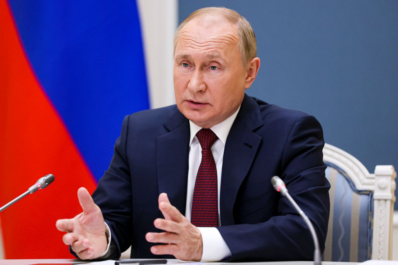 Putin warns West: Moscow has 'red line' about Ukraine, NATO
