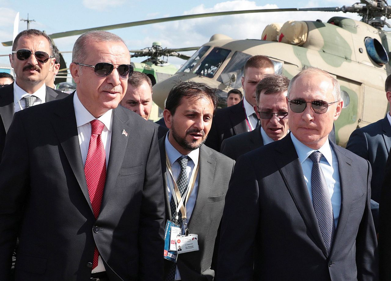 Turkey's Erdogan opens air show in Russia