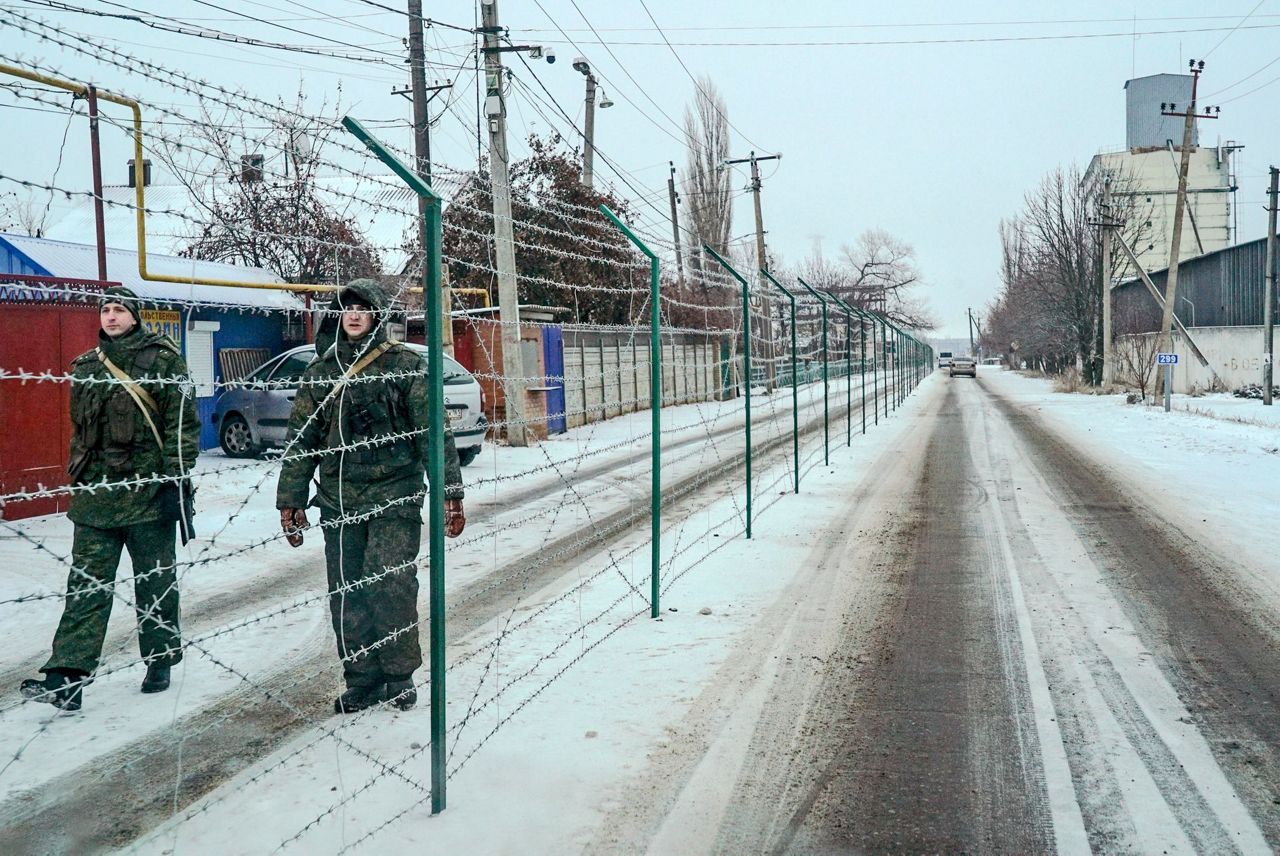 Border village grinds to a halt amid Ukraine-Russia tensions