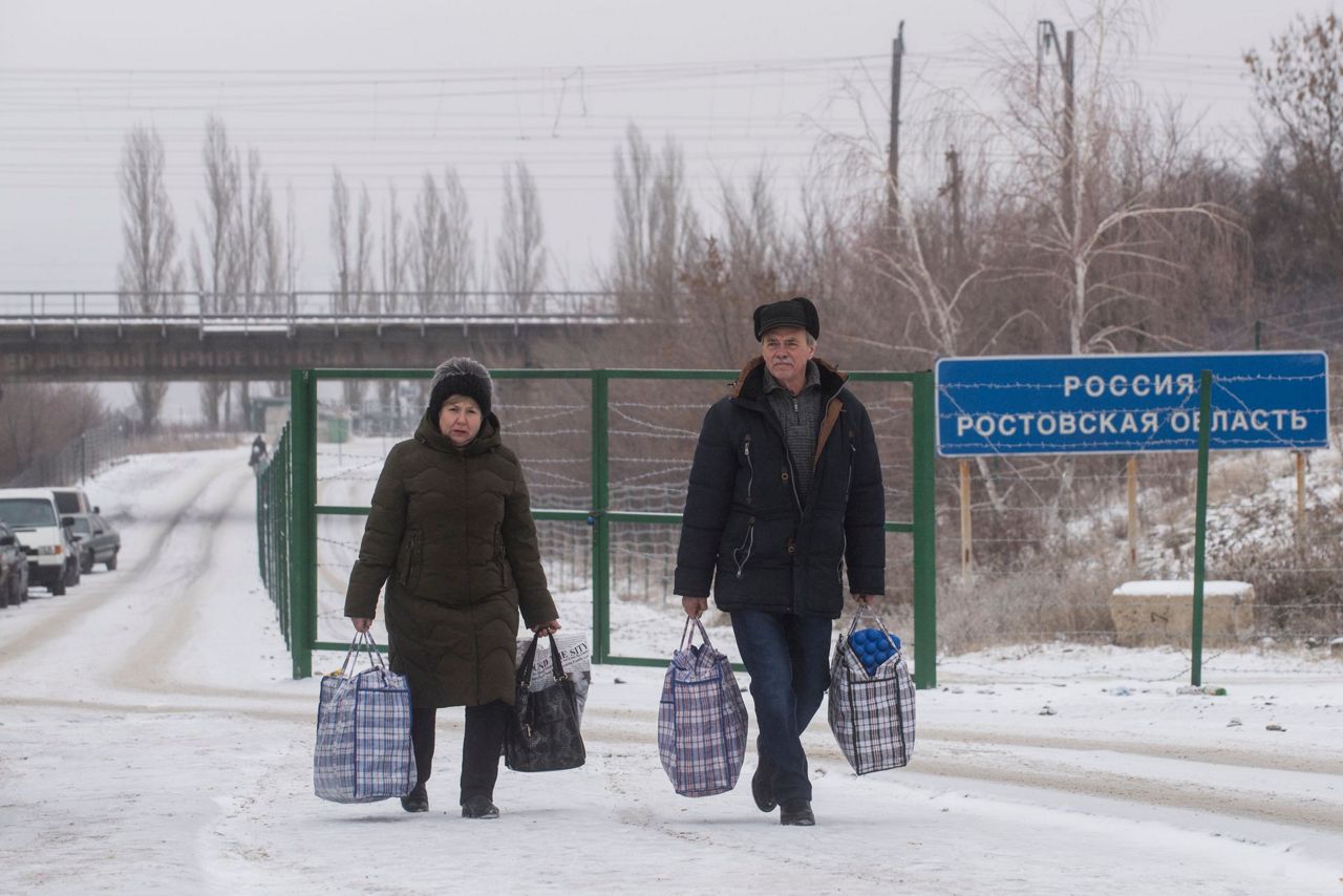 Border village grinds to a halt amid Ukraine-Russia tensions