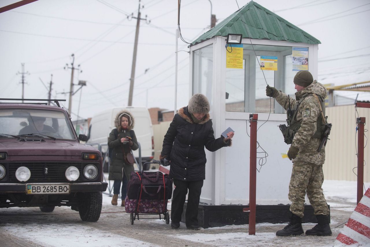 Border village grinds to a halt amid Ukraine-Russia tensions