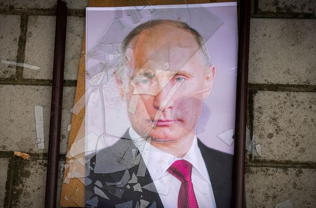 Wheres Putin Leader Leaves Bad News On Ukraine To Others