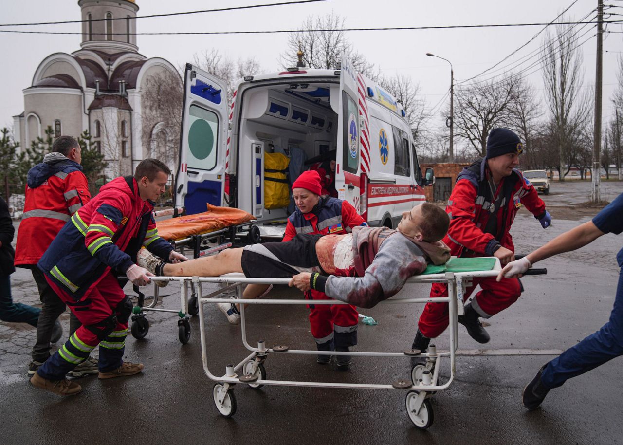 Medic who cared for Mariupol wounded heads for Ukraine front