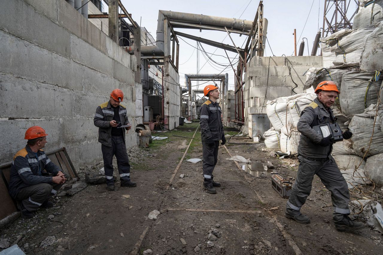 Russia renews big attacks on Ukrainian power grid using better ...