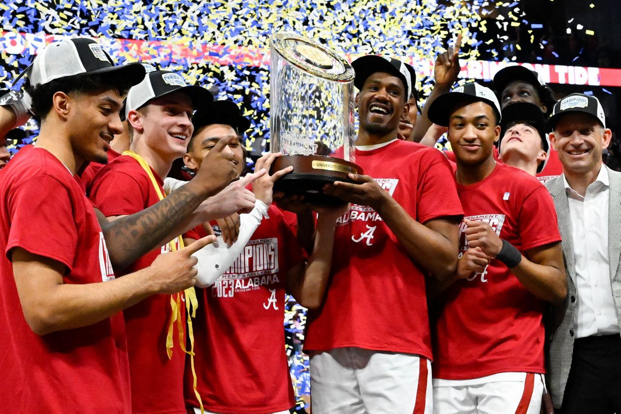 Alabama earns top billing in March Madness bracket