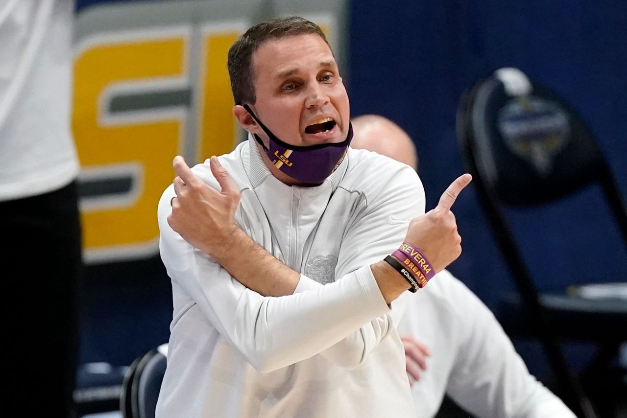 LSU upsets No. 8 Arkansas 78-71 to reach SEC tourney final