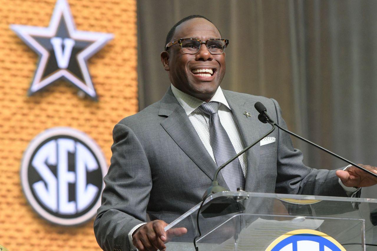 The Latest: Fashion takes center stage at SEC Media Days