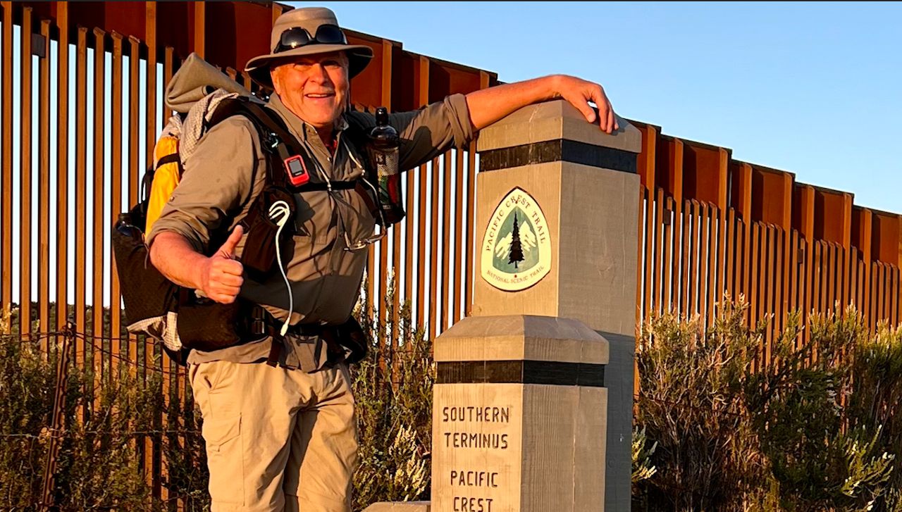 Wisconsin man with double knee replacement take epic hike