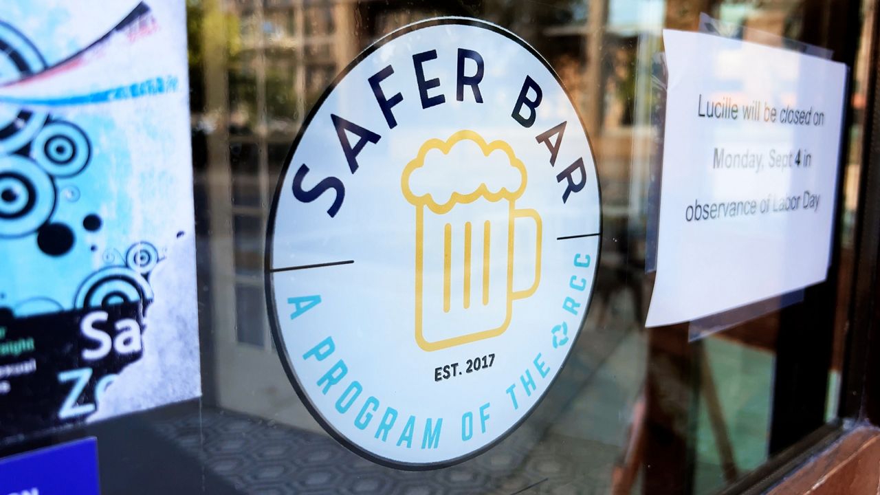 Madison bars undergo 'Safer Bar' training