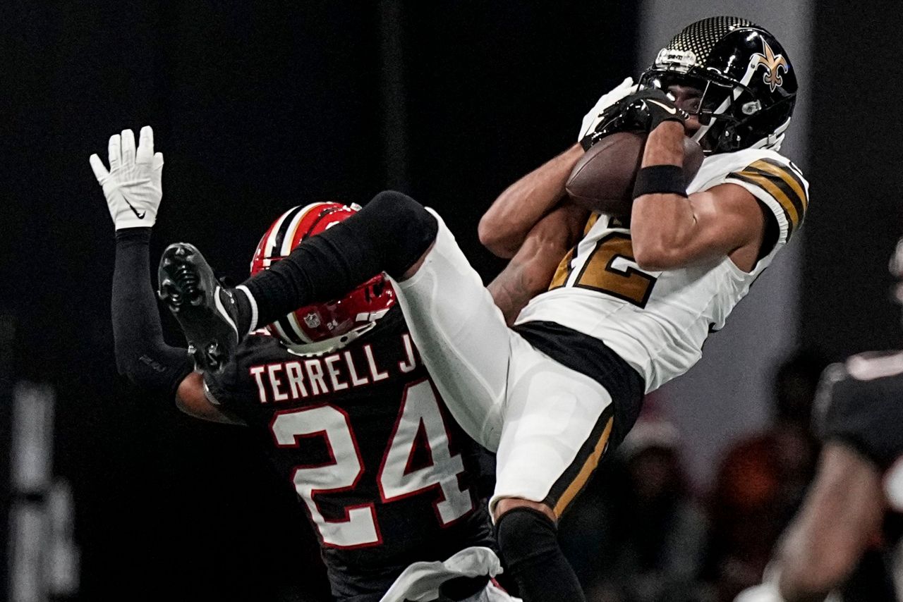 Falcons CB A.J. Terrell cleared from concussion protocol, set to play ...