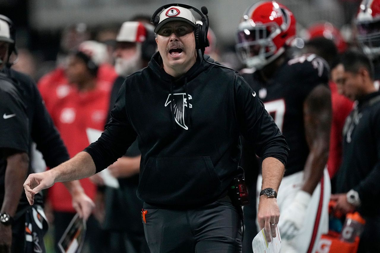 Falcons fire coach Arthur Smith hours after completing 3rd straight 7 ...