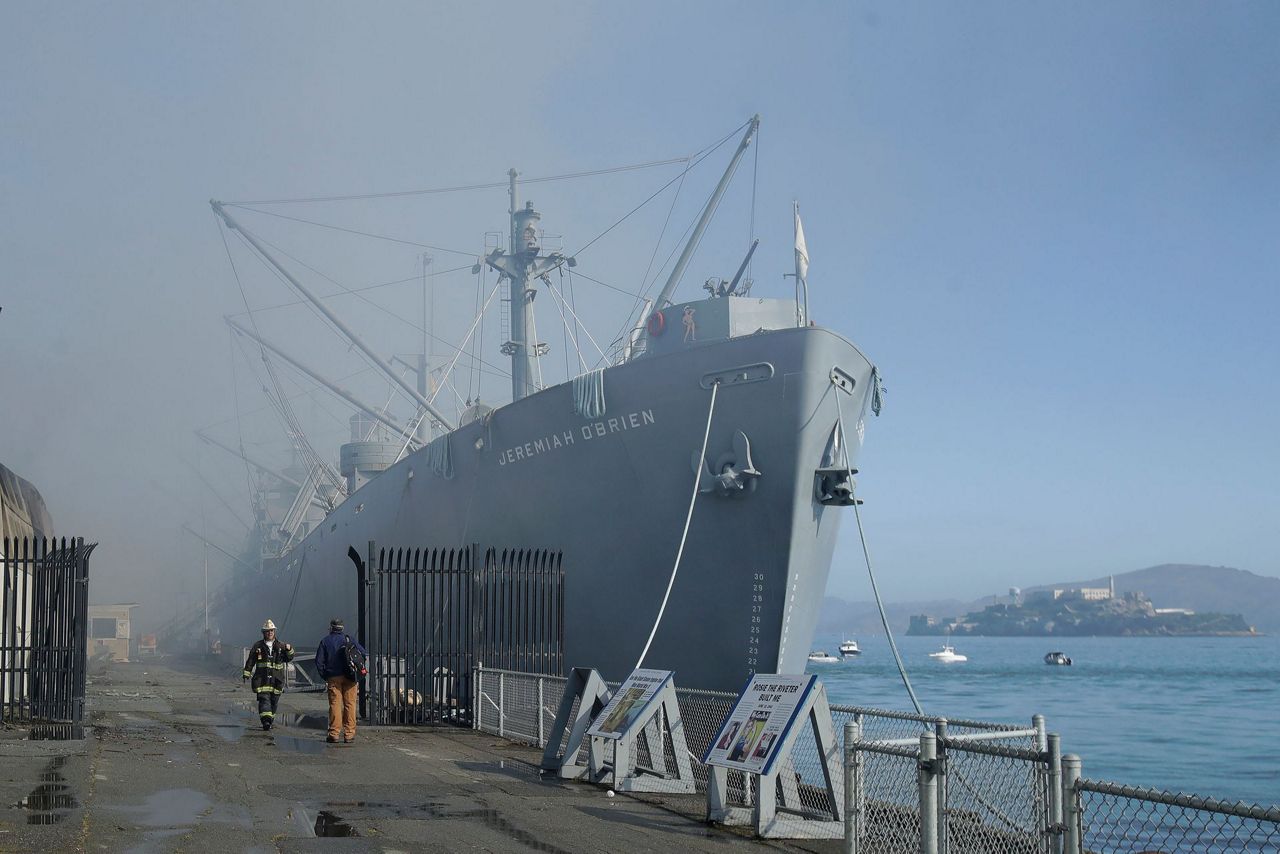 Fire destroys warehouse on San Francisco's Fisherman's Wharf