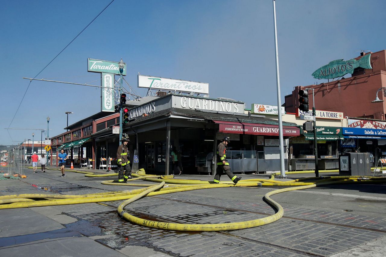 Fire destroys warehouse on San Francisco's Fisherman's Wharf