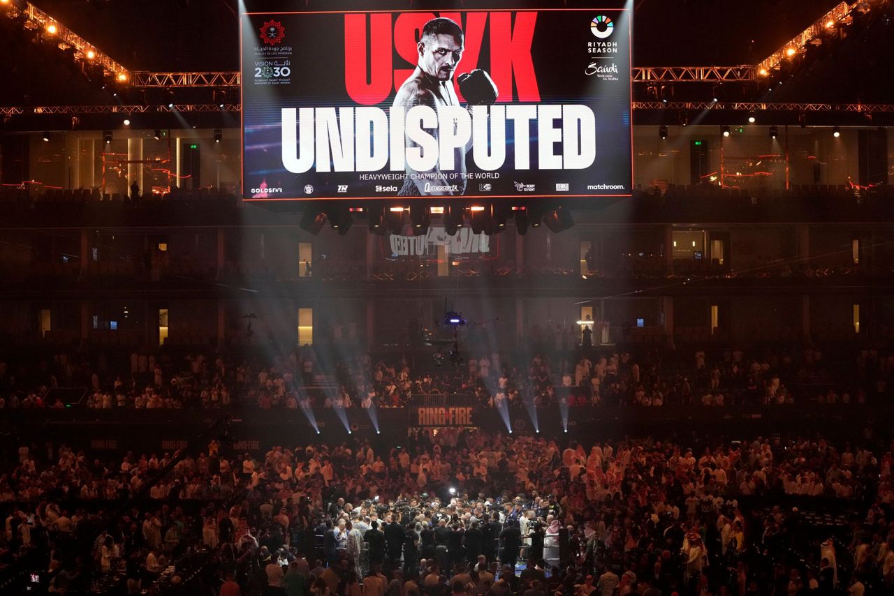 Usyk-Fury heavyweight rematch set for Dec. 21 in Saudi Arabia