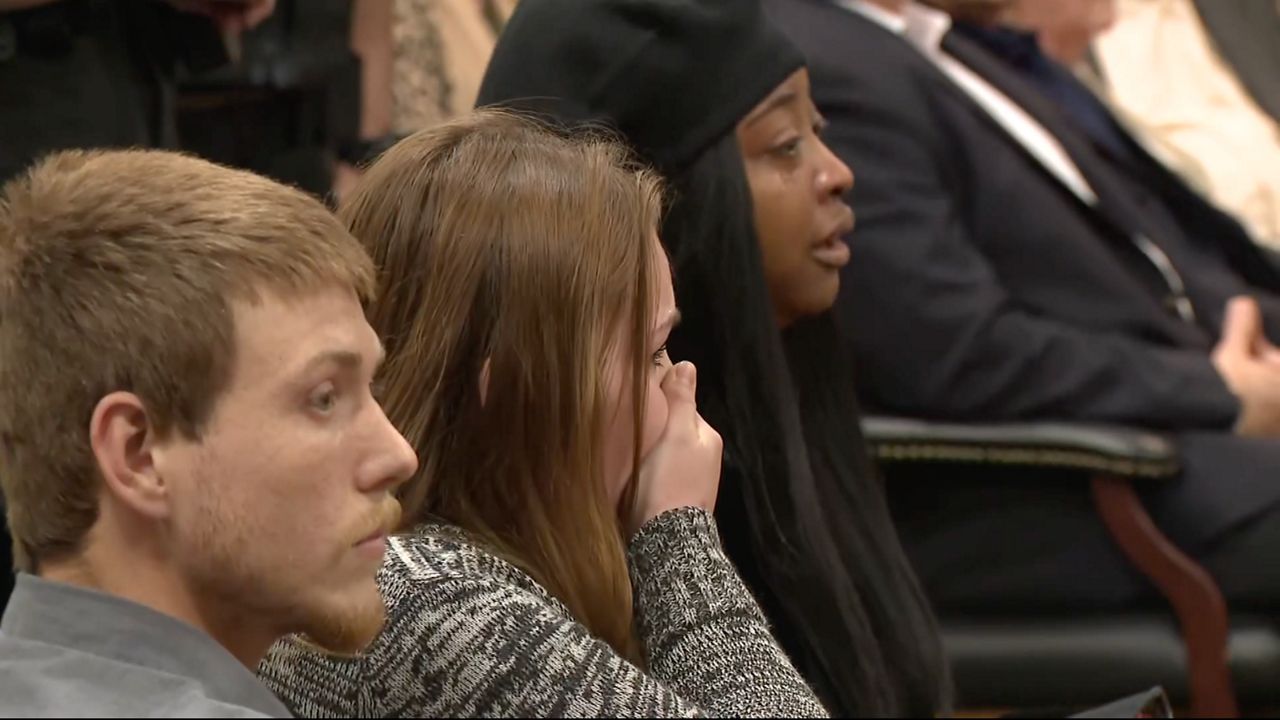 Family, DA respond to governor's request to pardon Perry