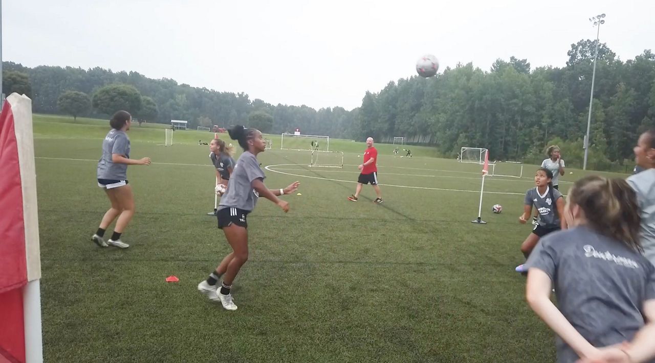 Growing number of girls quitting sports at a younger age