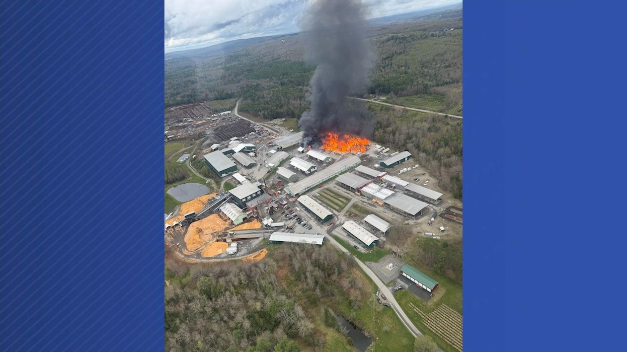 1 killed, at least 10 injured in Maine lumber mill explosion