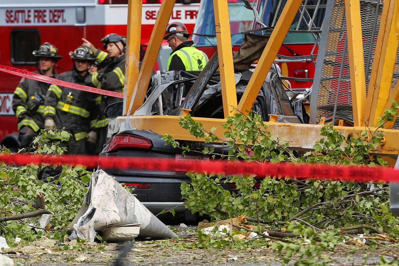 Crane collapses in downtown Seattle on Saturday
