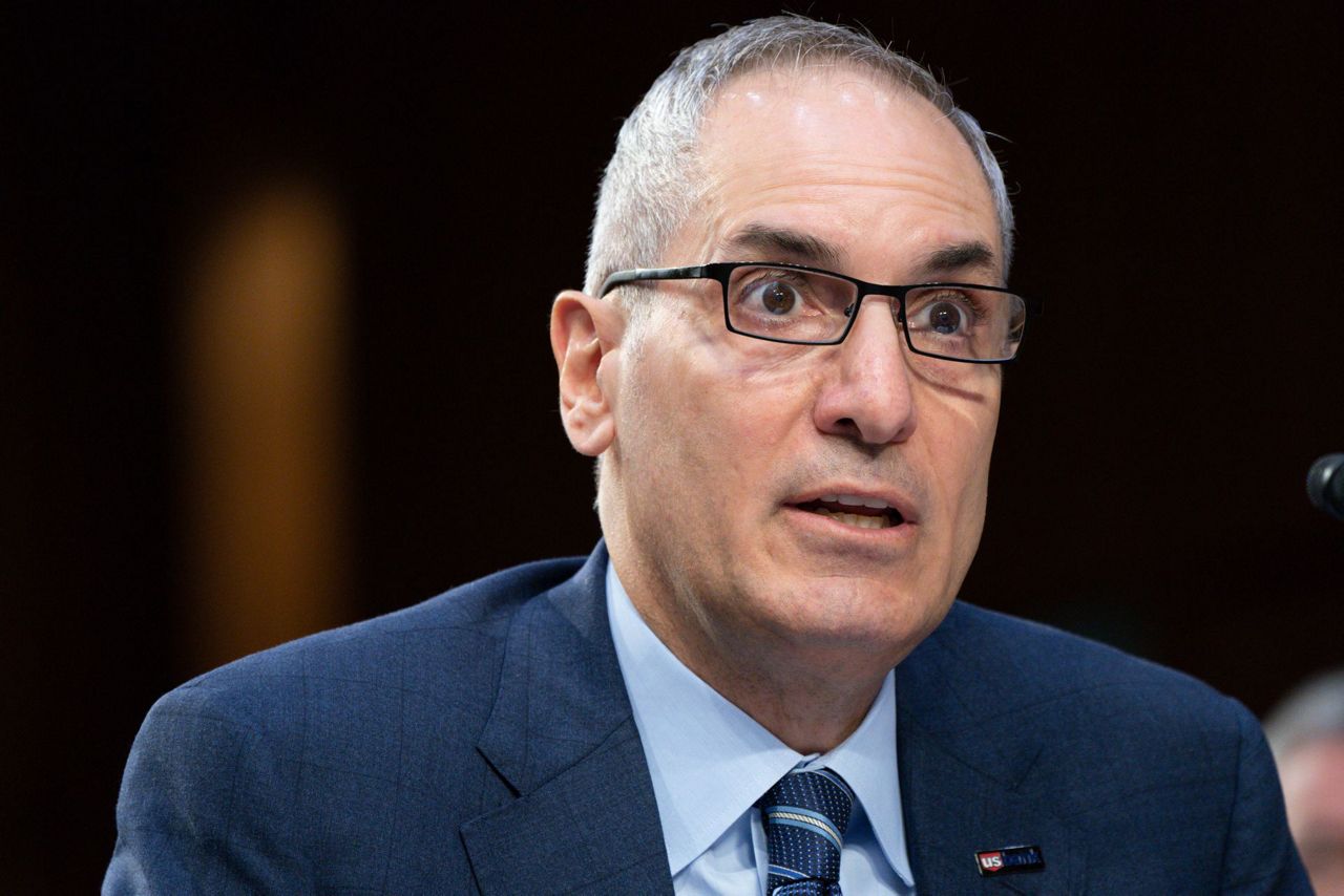 Big bank CEOs face 2nd day of questioning from lawmakers
