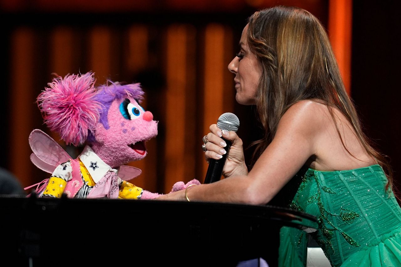 'Sesame Street' stars Elmo and Abby Cadabby sing and host in their ...