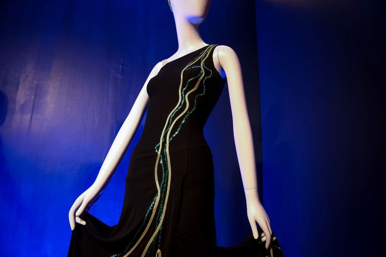 Broadway, Hollywood costumes go on exhibit in heart of NYC