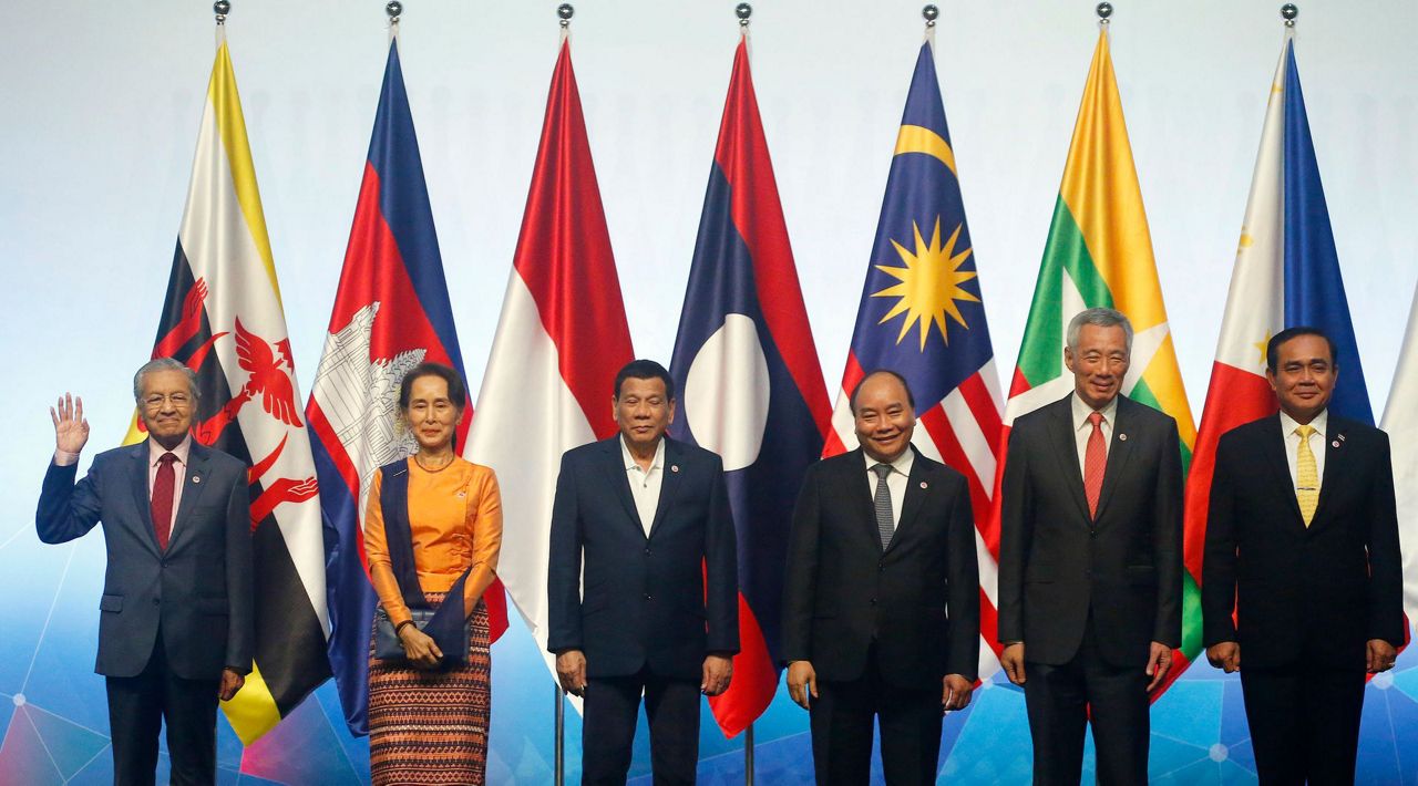 Southeast Asian summit puts focus on trade tensions, trends