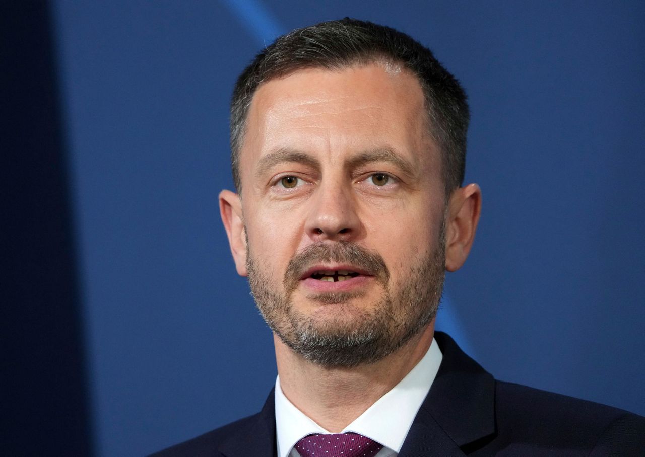 Slovakia has new ministers after party leaves coalition
