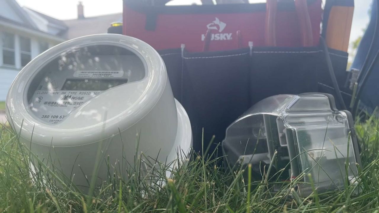 RG&E continues installation of smart meters across Rochester