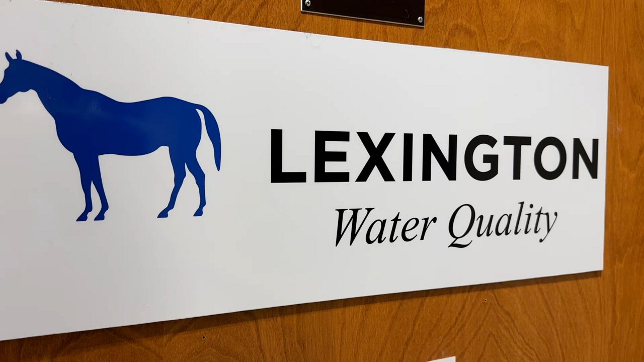 Lexington signs emergency contract amid foul stench