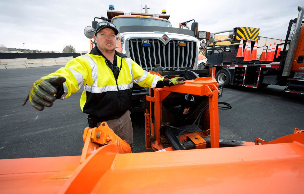 Cold weather US states struggling to hire snowplow drivers