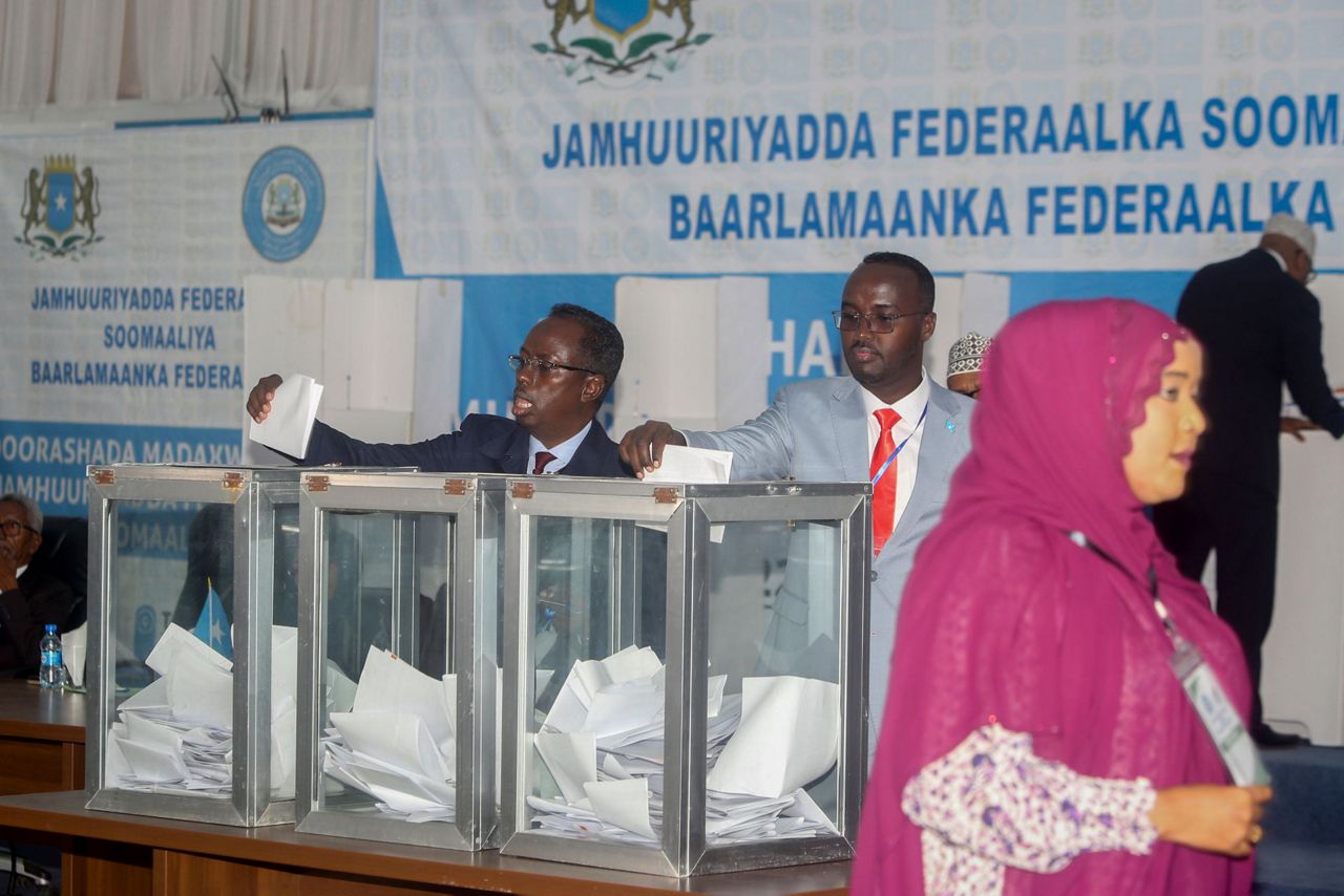 Somali lawmakers gather to choose the country's president