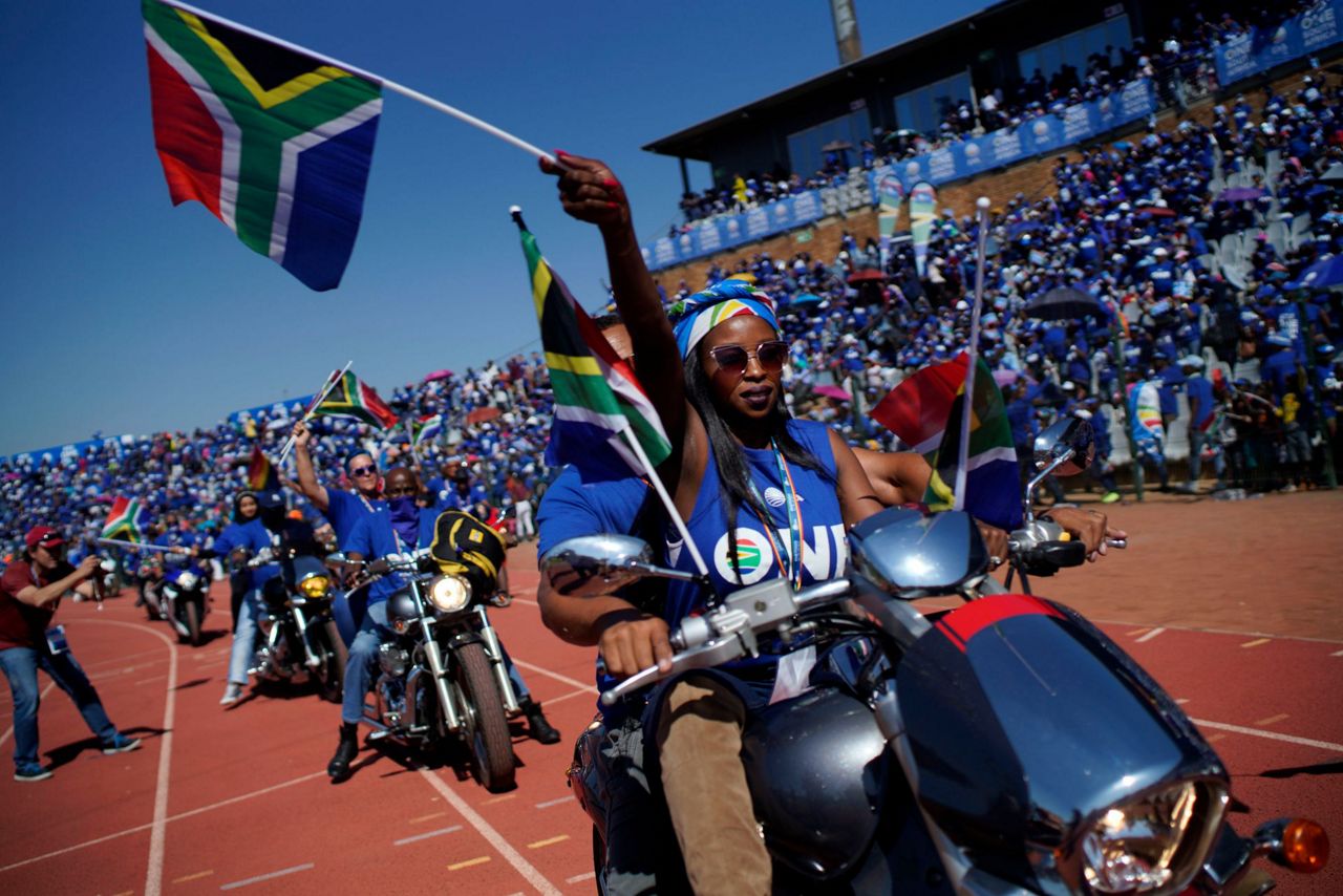 South Africa sweeps into final election campaign weekend