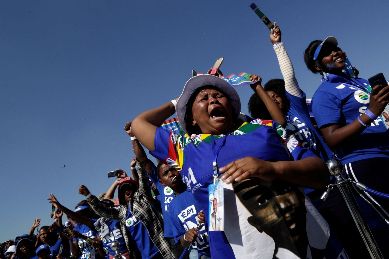 South Africa sweeps into final election campaign weekend