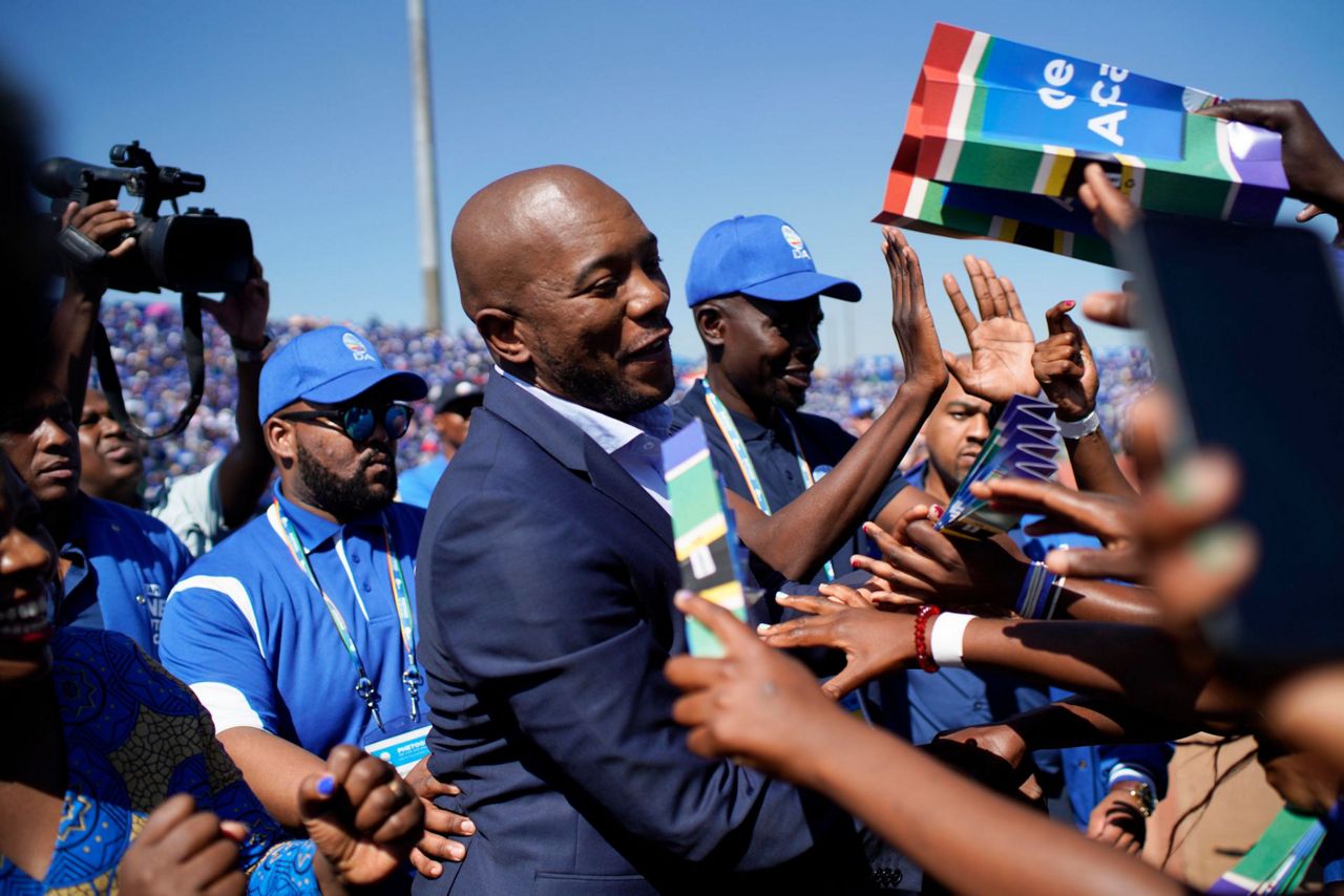 South Africa sweeps into final election campaign weekend