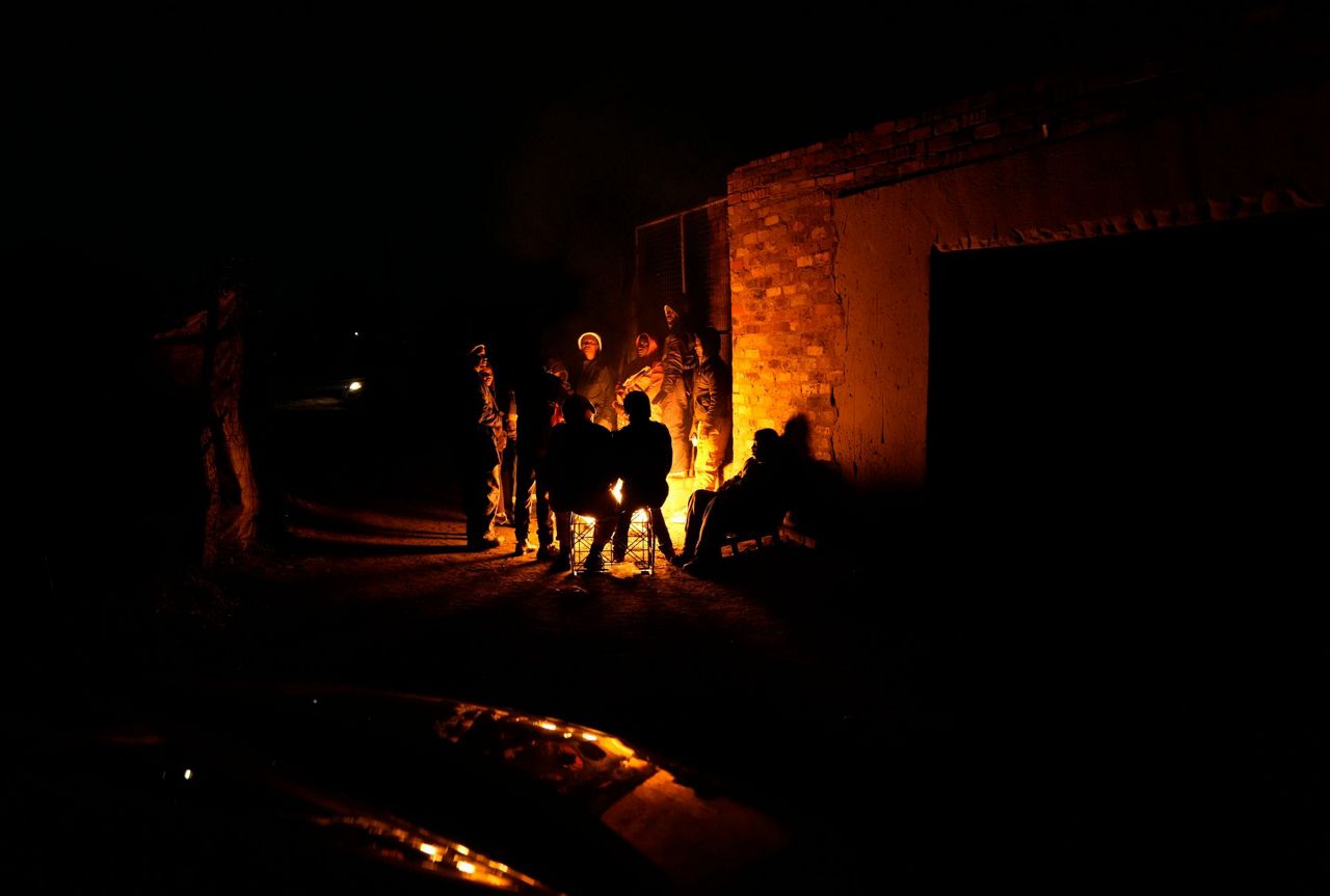 Police: 16 dead, including 3 children, in toxic gas leak in South Africa