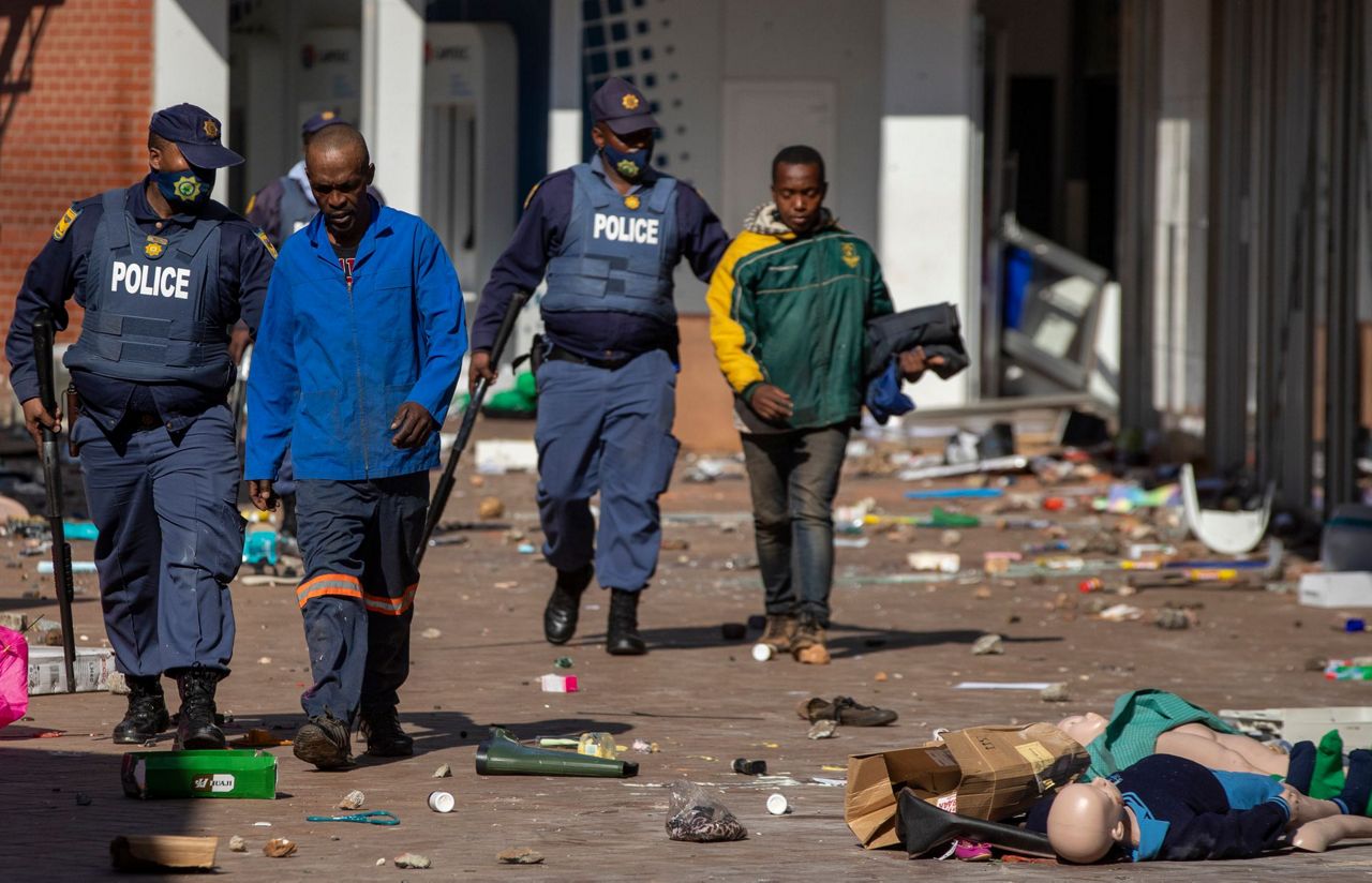 6 dead in South Africa riots over jailing of ex-leader Zuma