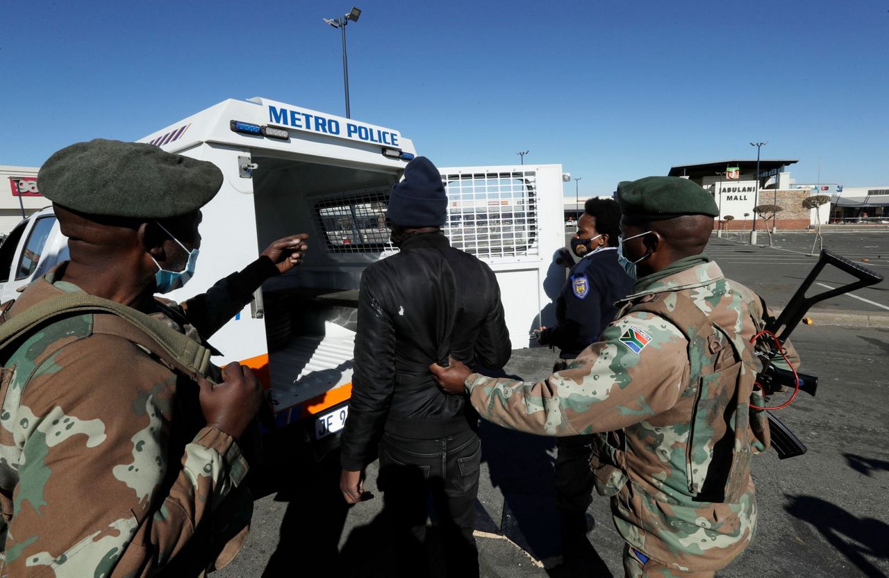Rioting, looting continues in South Africa, deaths up to 32