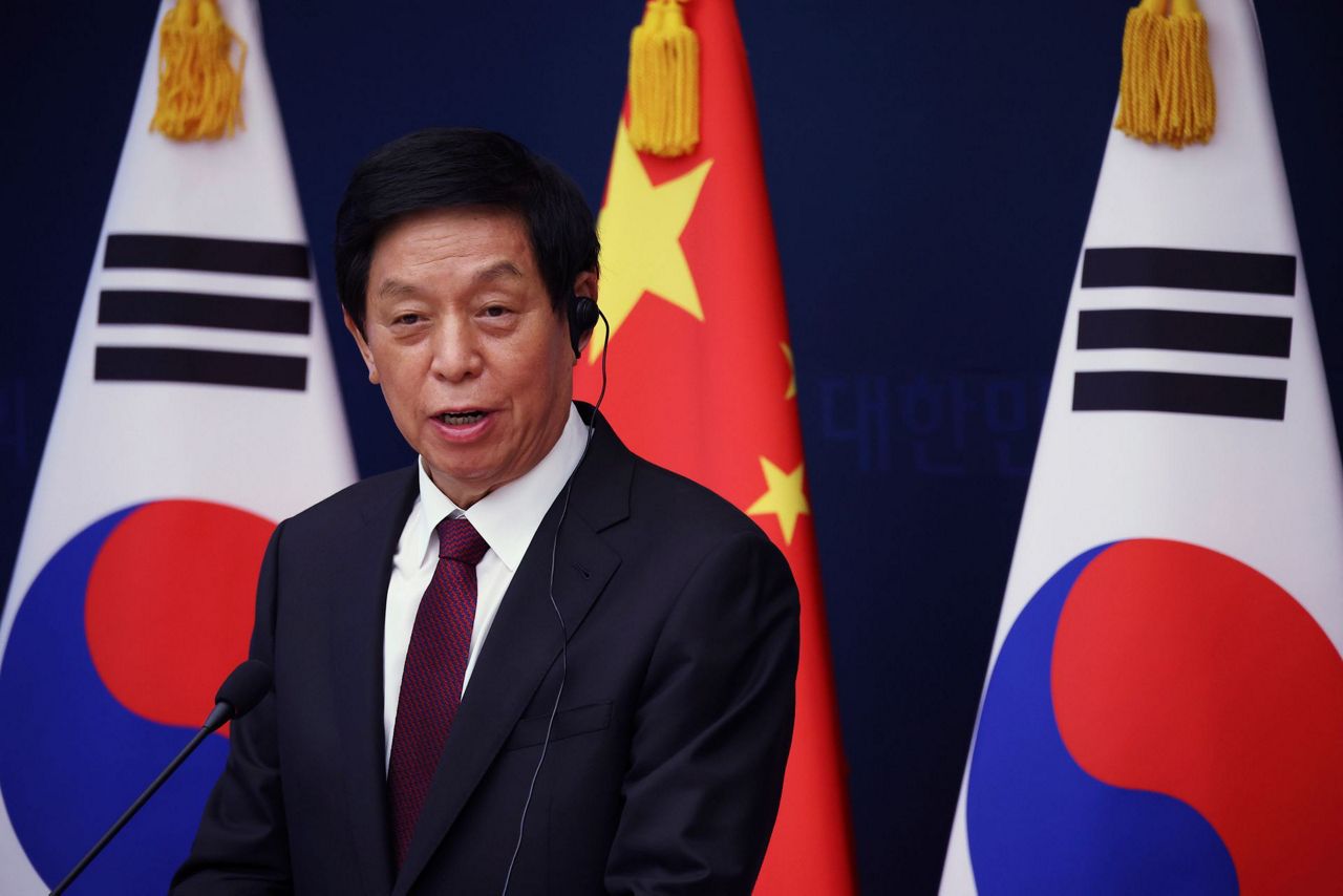 China's top legislator to meet S. Korea leaders for talks