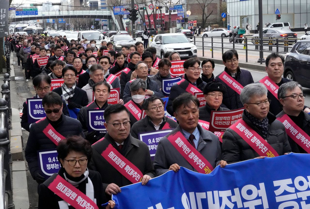 South Korea sets Thursday as deadline for striking young doctors to ...