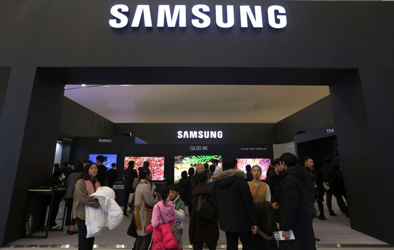 Samsung predicts 56% drop in 2Q profit on weak chip market