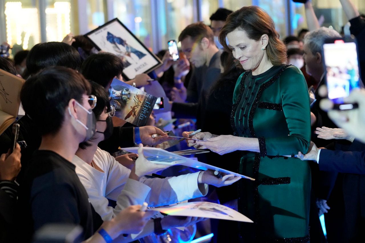 Sigourney Weaver, James Cameron float on in 'Way of Water'
