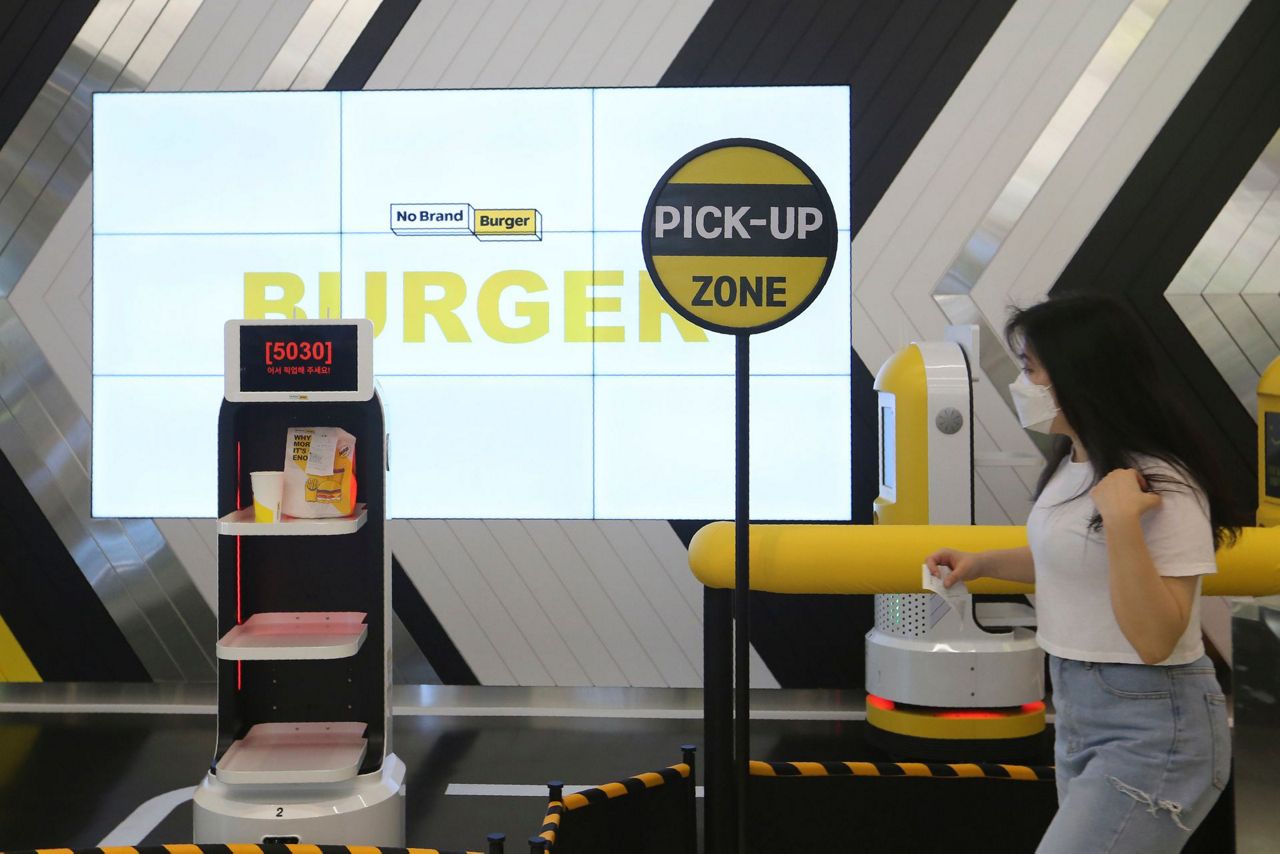 AI Robots serve restaurant customers in South Korea