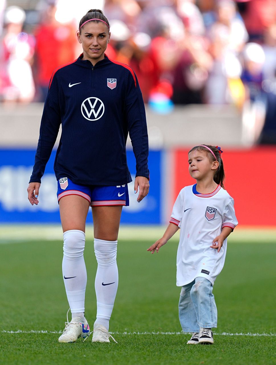 Alex Morgan left off the 18-player U.S. soccer roster headed to the ...