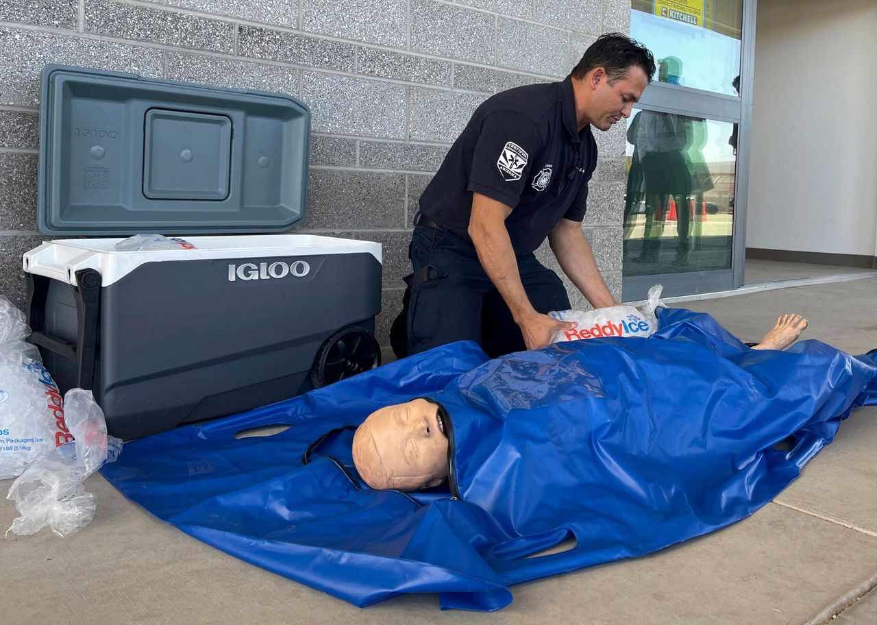 Phoenix using ice immersion to treat heat stroke victims as Southwest bakes in triple digits