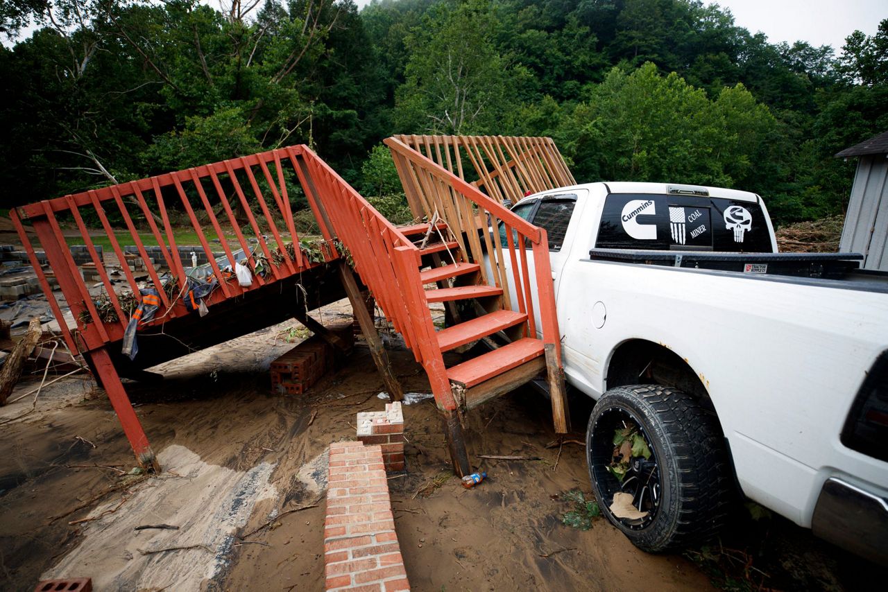 Crews still searching for 17 people after Virginia flooding