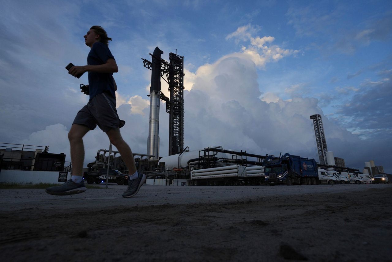 Latest launch of SpaceX's Starship completes first-ever payload ...