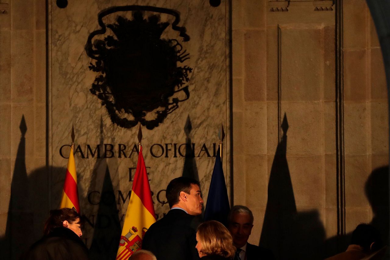 The Latest: Spain's Cabinet arrives at Barcelona palace